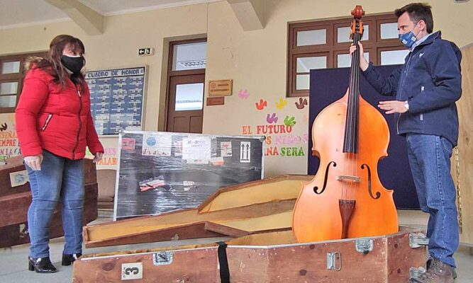 Distribuirán instrumentos musicales para escolares | La Prensa Austral