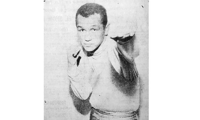 La visita de Godfrey Stevens antes de pelear el título mundial | La ...