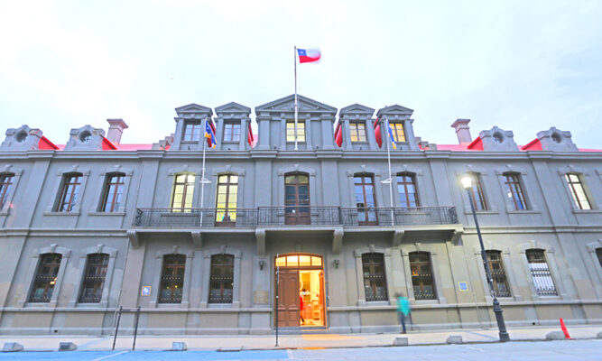 El fin de la era de los intendentes | La Prensa Austral