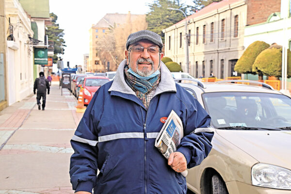 Julio Gallardo guarda su bicicleta y pone fin a 45 años de trabajo en ...