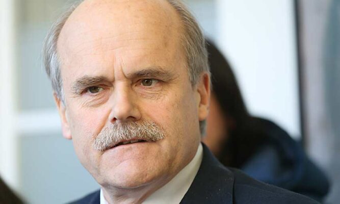 Diputado Matheson: “Ninguna autoridad está por sobre la ley” | La ...