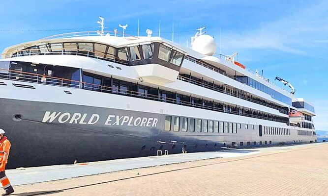 Dos turistas estadounidenses mueren en la Antártica | La Prensa Austral