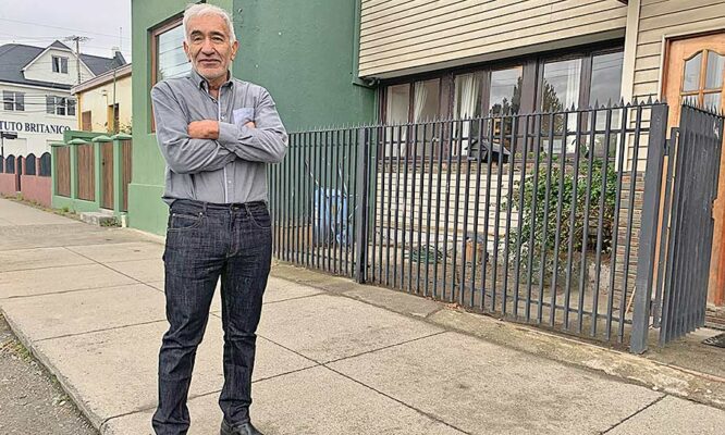 “Hay conciencia de que una nueva Constitución es necesaria”, planteó candidato Julio Contreras ...