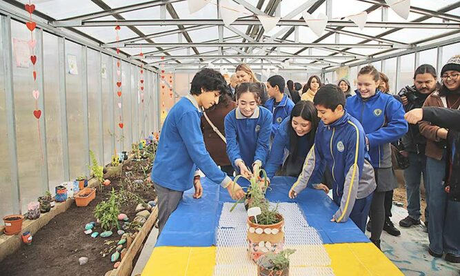 Hif y alumnos de Río Seco reafirman compromiso con el medio ambiente ...