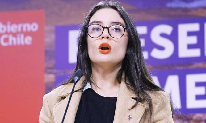 Comisión Contra La Desinformación Las Alarmas Que Se Encienden En
