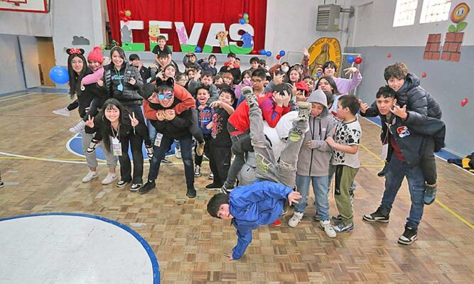 Con más de 300 niños debutaron los Cevas de Invierno | La Prensa Austral