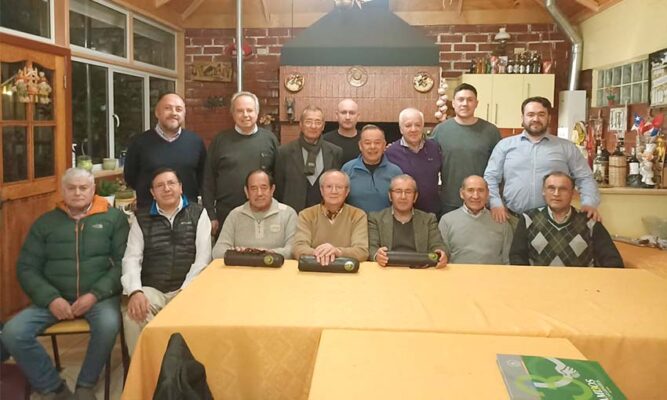 Homenaje de Alguaciles a carabineros del 78 | La Prensa Austral