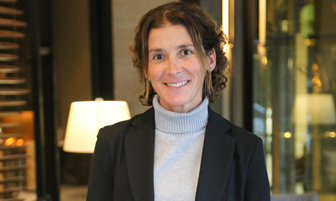 Industria salmonera registra importante baja en contrataciones por ...