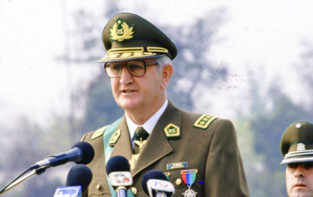 A los 98 años de edad murió Rodolfo Stange, ex director de Carabineros ...