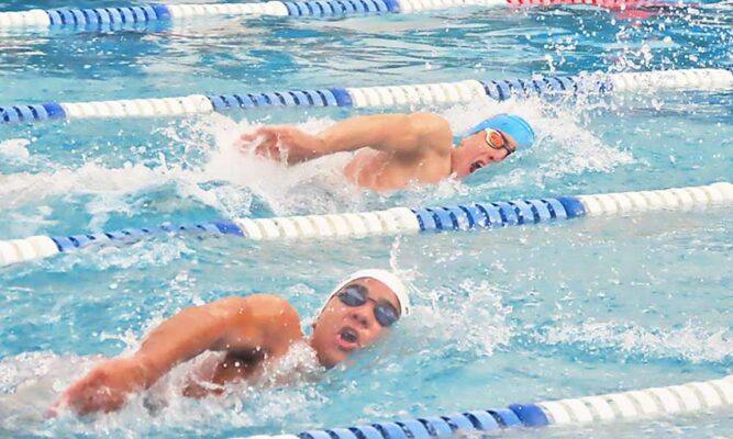 Primer festival de relevos de natación | La Prensa Austral
