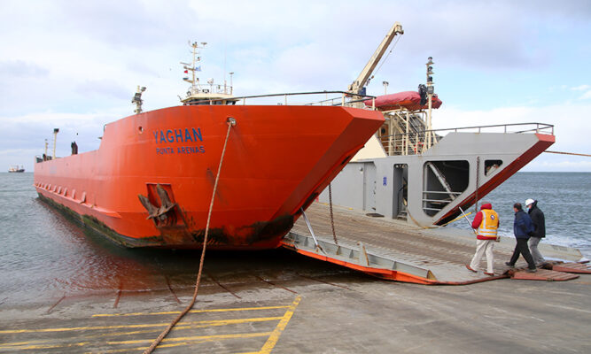 Pasajero que viajaba a Puerto Williams perdió la vida en el ferri | La ...