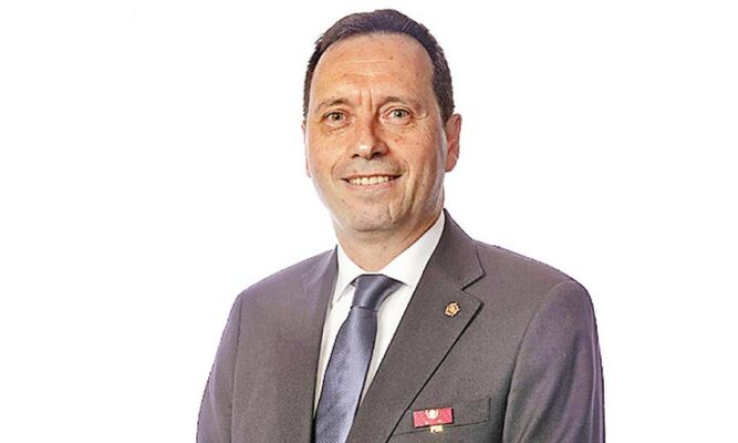 Boric nombró a Eduardo Cerna como nuevo director general de la PDI | La ...