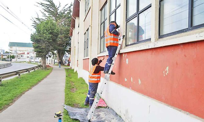 Invitan a estudiantes a matricularse en el Liceo Industrial | La Prensa ...