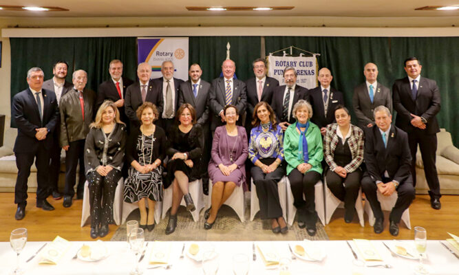 En sus 98 años el Rotary Club Punta Arenas reafirma su compromiso comunitario y aborda los ...