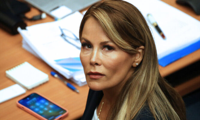 Fiscalía pide más de 23 años de prisión para Cathy Barriga | La Prensa ...