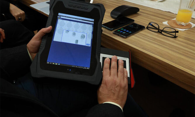 PDI prepara control biométrico en el aeropuerto de Punta Arenas y ...